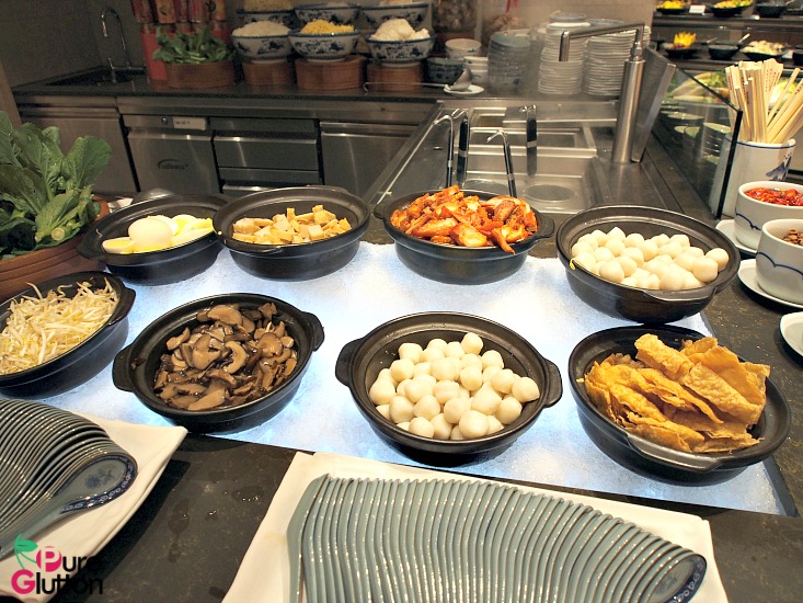 noodles condiments - PureGlutton