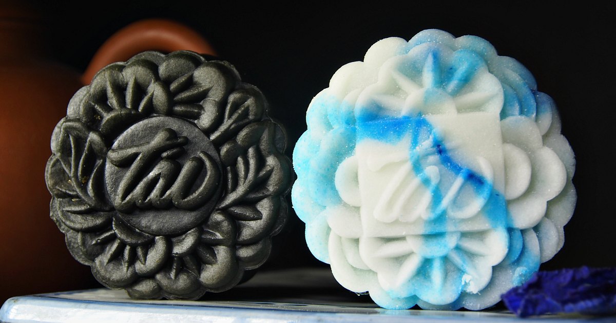 EXQUISITE MOONCAKES from TAO Chinese Cuisine @ InterContinental Kuala ...